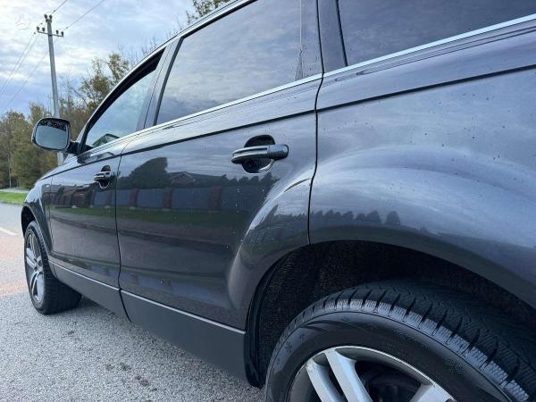 Pelēks Audi Q7 2006 Kauņa, ar dzinēja tilpumu 2.97 L un nobraukumu 320 tūkst. km par 5450 €, foto 10 vietnē AUTOMOTO.COM.LV
