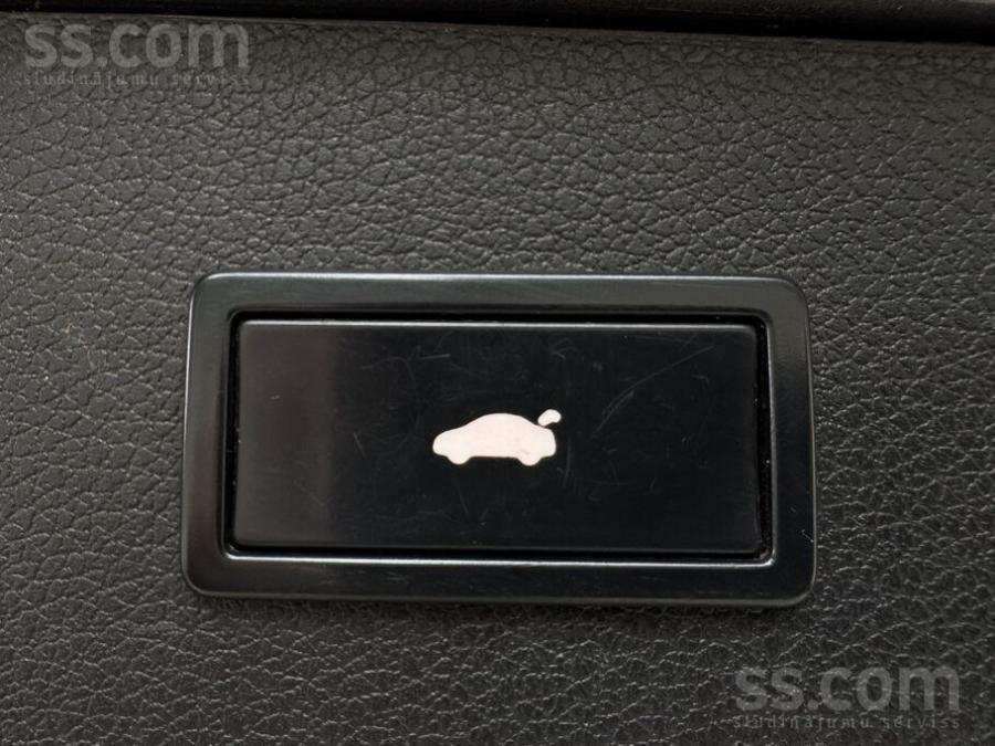 Серый Ауди Ку 7 2006 в Рига, объемом двигателя 3.00 л и пробегом 318 тыс. км за 6390 €, фото 32 на AUTOMOTO.COM.LV