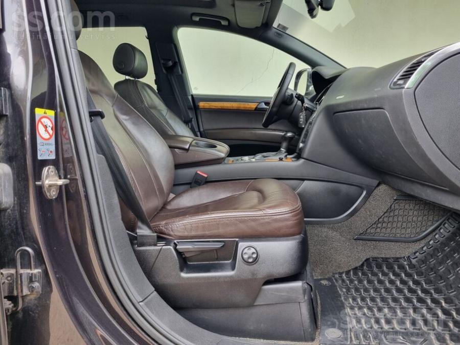 Pelēks Audi Q7 2006 Ogre, ar dzinēja tilpumu 3.00 L un nobraukumu 310 tūkst. km par 5750 €, foto 10 vietnē AUTOMOTO.COM.LV