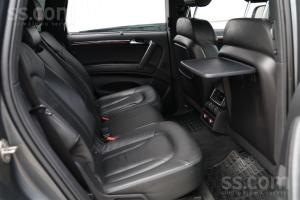 Grey Audi Q7 2006 in Tukums, with an engine capacity of 3.00 L and mileage of 304 thousand km for 6500 €, photo 7 on AUTOMOTO.COM.LV