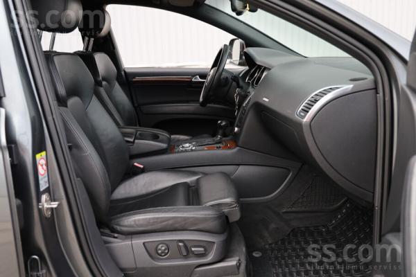 Pelēks Audi Q7 2006 Tukums, ar dzinēja tilpumu 3.00 L un nobraukumu 304 tūkst. km par 6500 €, foto 6 vietnē AUTOMOTO.COM.LV