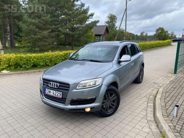 Grey Audi Q7 2006 in Rezekne, with an engine capacity of 3.00 L and mileage of 453 thousand km for 3250 €, photo 4 on AUTOMOTO.COM.LV