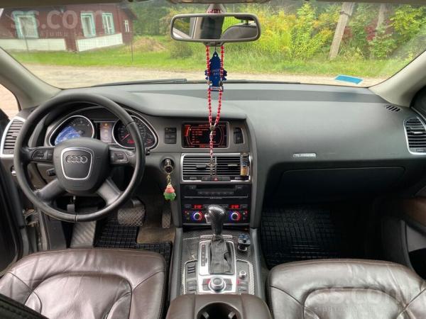 Grey Audi Q7 2006 in Rezekne, with an engine capacity of 3.00 L and mileage of 453 thousand km for 3250 €, photo 10 on AUTOMOTO.COM.LV