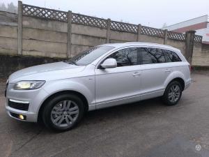 Pelēks Audi Q7 2007 Viļņa, ar dzinēja tilpumu 0.00 L un nobraukumu 319 tūkst. km par 4950 €, foto 3 vietnē AUTOMOTO.COM.LV