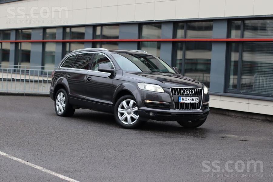 Grey Audi Q7 2007 in Riga, with an engine capacity of 3.00 L and mileage of 337 thousand km for 3777 €, photo 1 on AUTOMOTO.COM.LV