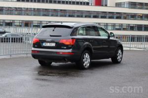 Grey Audi Q7 2007 in Riga, with an engine capacity of 3.00 L and mileage of 337 thousand km for 3777 €, photo 6 on AUTOMOTO.COM.LV