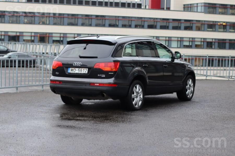 Grey Audi Q7 2007 in Riga, with an engine capacity of 3.00 L and mileage of 337 thousand km for 3777 €, photo 6 on AUTOMOTO.COM.LV