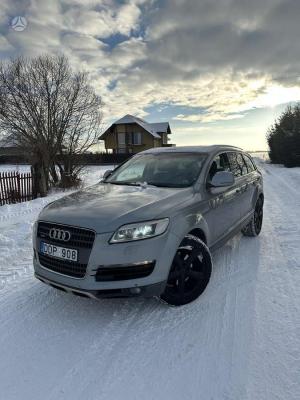 Grey Audi Q7 2007 in Salcininkai, with an engine capacity of 2.97 L and mileage of 405 thousand km for 5200 €, photo 2 on AUTOMOTO.COM.LV