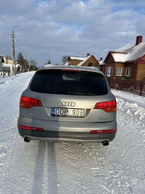 Grey Audi Q7 2007 in Salcininkai, with an engine capacity of 2.97 L and mileage of 405 thousand km for 5200 €, photo 4 on AUTOMOTO.COM.LV