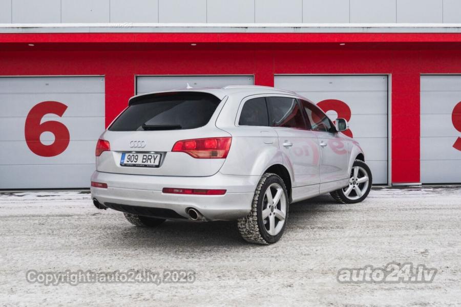 Pelēks Audi Q7 2007 Tallina, ar dzinēja tilpumu 3.00 L un nobraukumu 222 tūkst. km par 6499 €, foto 4 vietnē AUTOMOTO.COM.LV