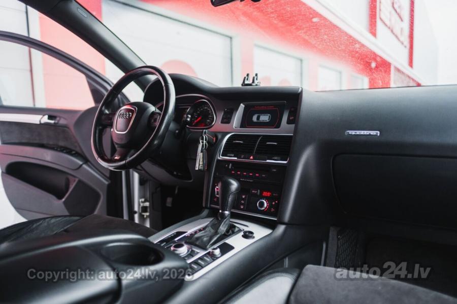 Pelēks Audi Q7 2007 Tallina, ar dzinēja tilpumu 3.00 L un nobraukumu 222 tūkst. km par 6499 €, foto 5 vietnē AUTOMOTO.COM.LV