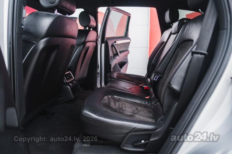 Pelēks Audi Q7 2007 Tallina, ar dzinēja tilpumu 3.00 L un nobraukumu 222 tūkst. km par 6499 €, foto 12 vietnē AUTOMOTO.COM.LV