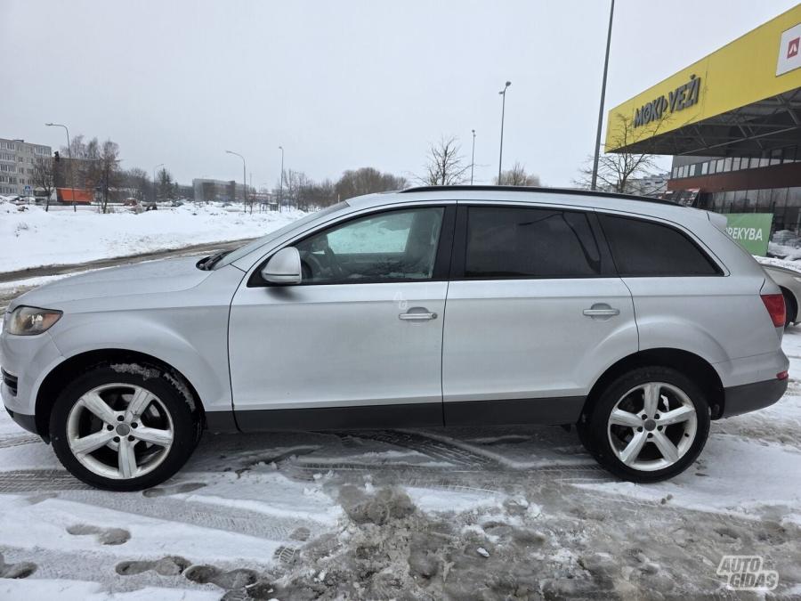 Grey Audi Q7 2007 in Klaipeda, with an engine capacity of 3.60 L and mileage of 277 thousand km for 6000 €, photo 2 on AUTOMOTO.COM.LV