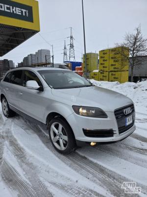 Grey Audi Q7 2007 in Klaipeda, with an engine capacity of 3.60 L and mileage of 277 thousand km for 6000 €, photo 4 on AUTOMOTO.COM.LV