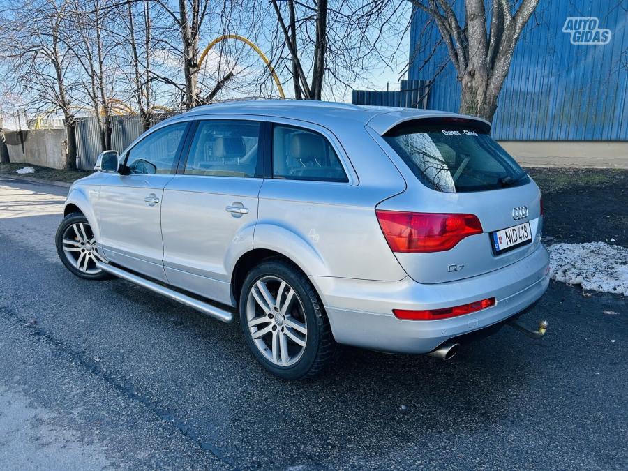 Pelēks Audi Q7 2007 Klaipėda, ar dzinēja tilpumu 3.00 L un nobraukumu 318 tūkst. km par 4200 €, foto 2 vietnē AUTOMOTO.COM.LV