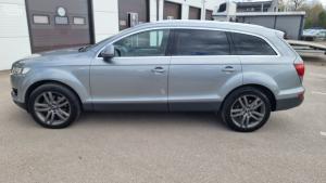 Grey Audi Q7 2007 in Utena, with an engine capacity of 4.10 L and mileage of 278 thousand km for 7100 €, photo 6 on AUTOMOTO.COM.LV