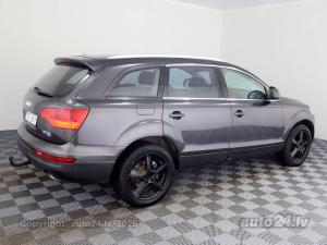 Grey Audi Q7 2007 in Tallinn, with an engine capacity of 3.00 L and mileage of 419 thousand km for 3499 €, photo 4 on AUTOMOTO.COM.LV