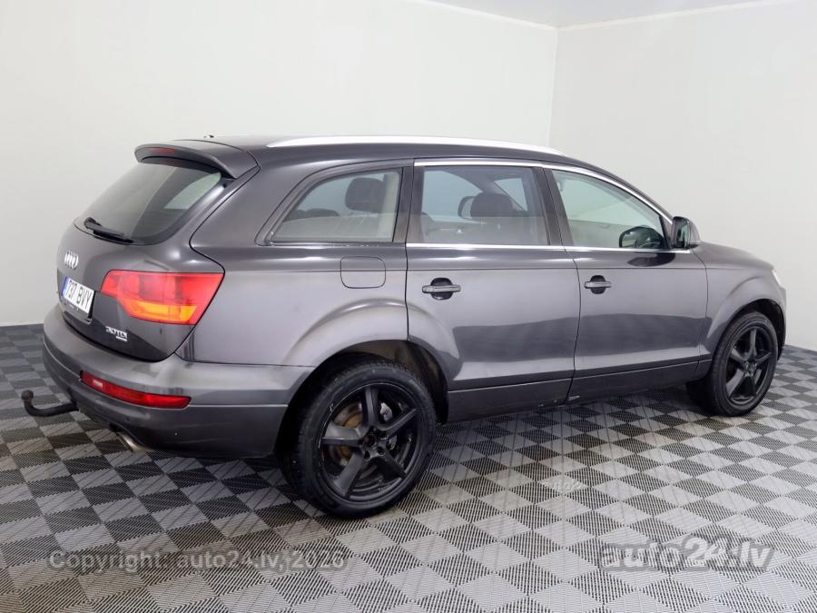 Grey Audi Q7 2007 in Tallinn, with an engine capacity of 3.00 L and mileage of 419 thousand km for 3499 €, photo 4 on AUTOMOTO.COM.LV