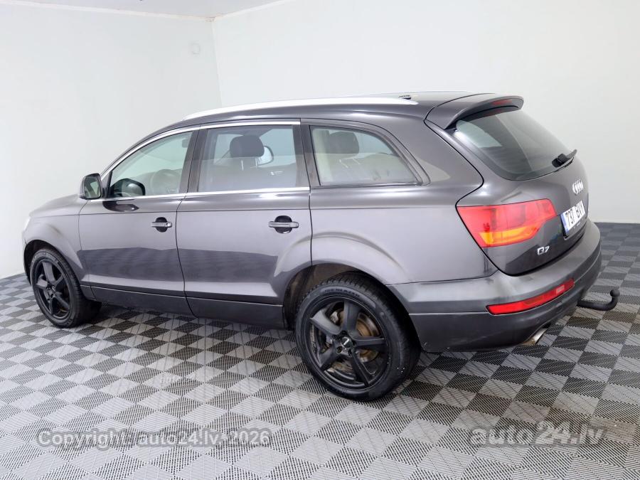 Grey Audi Q7 2007 in Tallinn, with an engine capacity of 3.00 L and mileage of 419 thousand km for 3499 €, photo 5 on AUTOMOTO.COM.LV