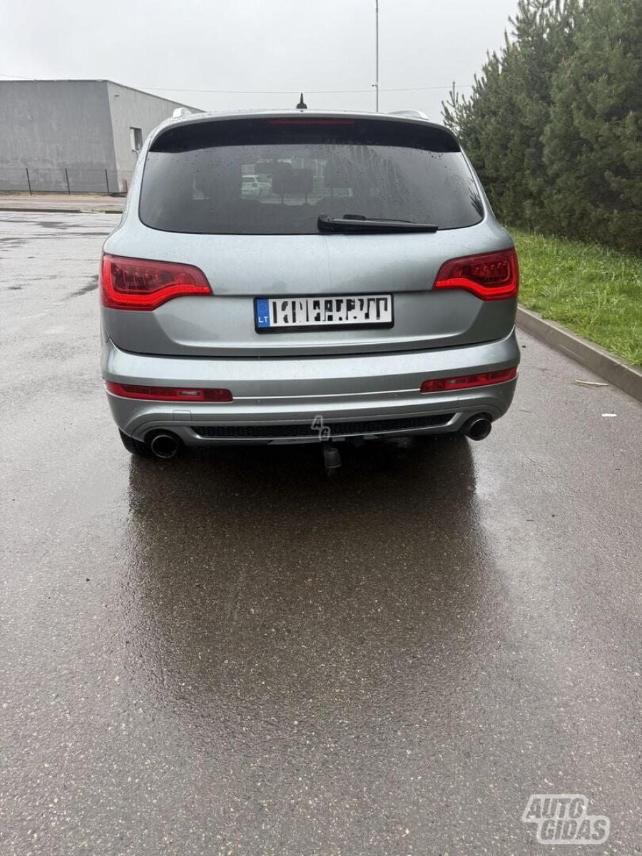 Grey Audi Q7 2007 in Kaunas, with an engine capacity of 3.00 L and mileage of 350 thousand km for 7000 €, photo 7 on AUTOMOTO.COM.LV