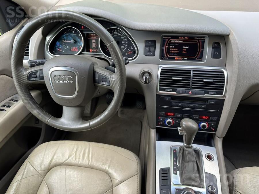 Grey Audi Q7 2007 in Riga, with an engine capacity of 3.00 L and mileage of 320 thousand km for 6600 €, photo 14 on AUTOMOTO.COM.LV