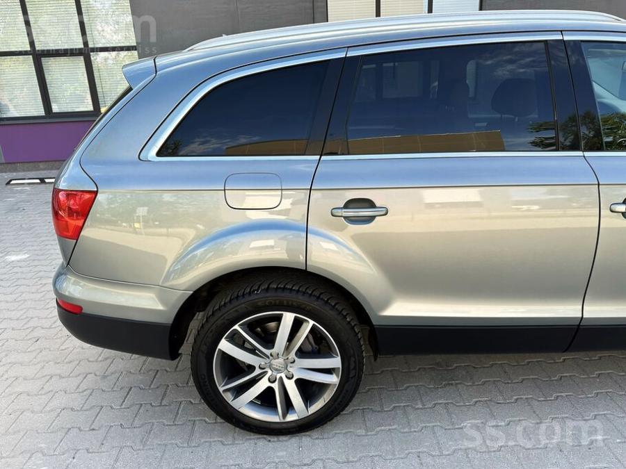 Grey Audi Q7 2007 in Riga, with an engine capacity of 3.00 L and mileage of 320 thousand km for 6600 €, photo 25 on AUTOMOTO.COM.LV