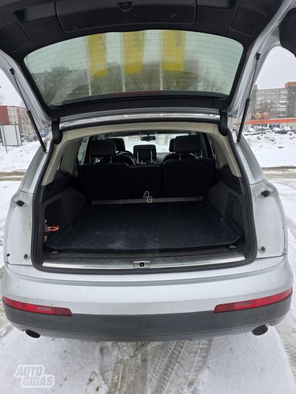 Pelēks Audi Q7 2007 Klaipėda, ar dzinēja tilpumu 3.60 L un nobraukumu 277 tūkst. km par 4400 €, foto 4 vietnē AUTOMOTO.COM.LV