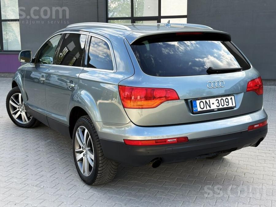 Grey Audi Q7 2007 in Riga, with an engine capacity of 3.00 L and mileage of 320 thousand km for 6200 €, photo 9 on AUTOMOTO.COM.LV