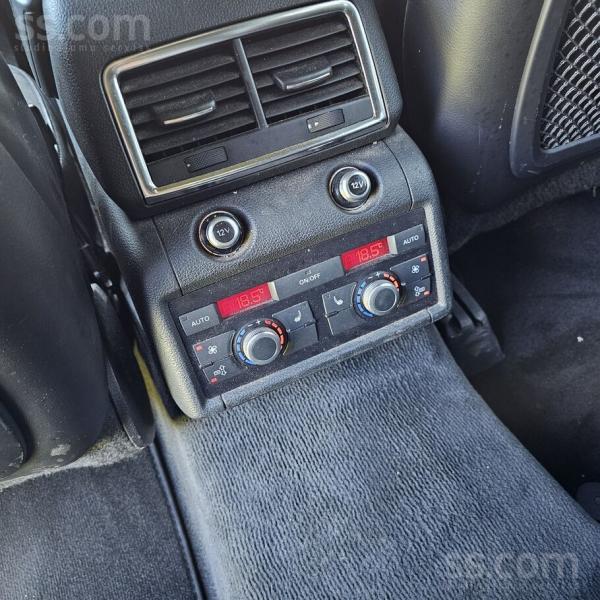 Grey Audi Q7 2007 in Cesis, with an engine capacity of 4.20 L and mileage of 282 thousand km for 5000 €, photo 9 on AUTOMOTO.COM.LV