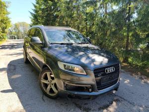 Grey Audi Q7 2007 in Utena, with an engine capacity of 2.97 L and mileage of 409 thousand km for 2750 €, photo 8 on AUTOMOTO.COM.LV