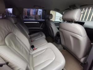Grey Audi Q7 2007 in Riga, with an engine capacity of 3.00 L and mileage of 273 thousand km for 6590 €, photo 6 on AUTOMOTO.COM.LV