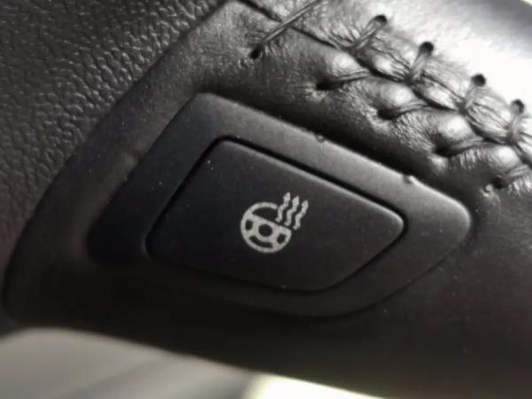 Pelēks Audi Q7 2007 Rīga, ar dzinēja tilpumu 3.00 L un nobraukumu 273 tūkst. km par 6590 €, foto 9 vietnē AUTOMOTO.COM.LV