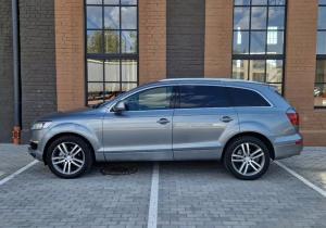 Grey Audi Q7 2007 in Riga, with an engine capacity of 3.00 L and mileage of 273 thousand km for 6590 €, photo 21 on AUTOMOTO.COM.LV