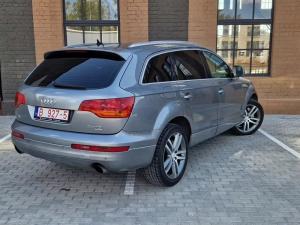 Grey Audi Q7 2007 in Riga, with an engine capacity of 3.00 L and mileage of 273 thousand km for 6590 €, photo 23 on AUTOMOTO.COM.LV