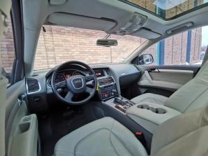 Grey Audi Q7 2007 in Riga, with an engine capacity of 3.00 L and mileage of 220 thousand km for 7490 €, photo 13 on AUTOMOTO.COM.LV