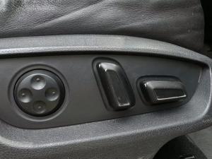 Grey Audi Q7 2007 in Riga, with an engine capacity of 3.00 L and mileage of 380 thousand km for 4490 €, photo 11 on AUTOMOTO.COM.LV