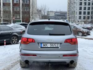 Grey Audi Q7 2007 in Riga, with an engine capacity of 3.00 L and mileage of 293 thousand km for 5990 €, photo 5 on AUTOMOTO.COM.LV