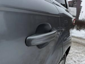 Grey Audi Q7 2007 in Riga, with an engine capacity of 3.00 L and mileage of 293 thousand km for 5990 €, photo 9 on AUTOMOTO.COM.LV
