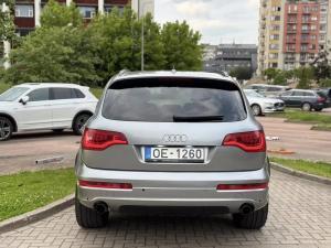 Grey Audi Q7 2007 in Riga, with an engine capacity of 3.00 L and mileage of 374 thousand km for 7990 €, photo 6 on AUTOMOTO.COM.LV