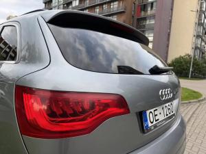 Grey Audi Q7 2007 in Riga, with an engine capacity of 3.00 L and mileage of 374 thousand km for 7990 €, photo 7 on AUTOMOTO.COM.LV