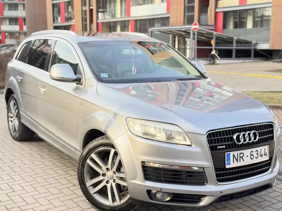 Pelēks Audi Q7 2007 Rīga, ar dzinēja tilpumu 3.00 L un nobraukumu 337 tūkst. km par 6290 €, foto 1 vietnē AUTOMOTO.COM.LV
