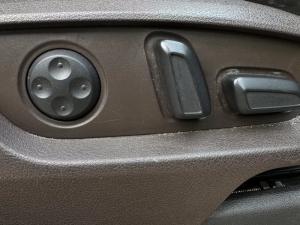 Pelēks Audi Q7 2007 Rīga, ar dzinēja tilpumu 3.00 L un nobraukumu 337 tūkst. km par 6290 €, foto 26 vietnē AUTOMOTO.COM.LV
