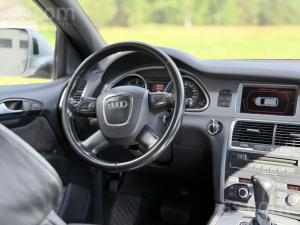 Grey Audi Q7 2007 in Valmiera, with an engine capacity of 3.00 L and mileage of 313 thousand km for 5895 €, photo 6 on AUTOMOTO.COM.LV