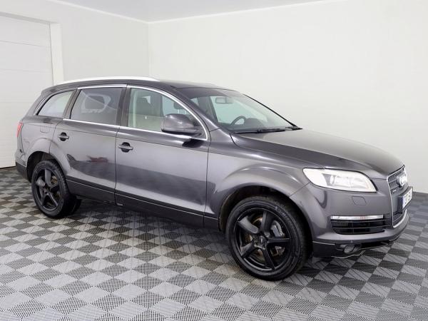 Grey Audi Q7 2007 in Tallinn, with an engine capacity of 3.00 L and mileage of 419 thousand km for 3299 €, photo 8 on AUTOMOTO.COM.LV