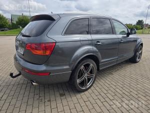 Pelēks Audi Q7 2007 Rīga, ar dzinēja tilpumu 3.00 L un nobraukumu 309 tūkst. km par 5190 €, foto 6 vietnē AUTOMOTO.COM.LV