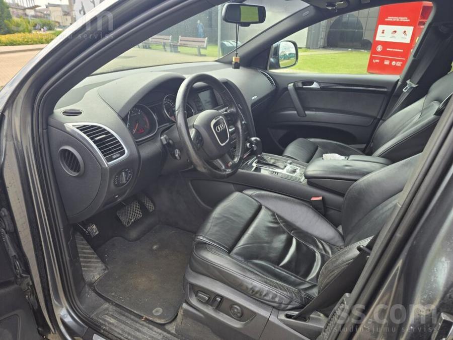 Pelēks Audi Q7 2007 Rīga, ar dzinēja tilpumu 3.00 L un nobraukumu 309 tūkst. km par 5190 €, foto 12 vietnē AUTOMOTO.COM.LV