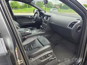 Pelēks Audi Q7 2007 Rīga, ar dzinēja tilpumu 3.00 L un nobraukumu 309 tūkst. km par 5190 €, foto 14 vietnē AUTOMOTO.COM.LV