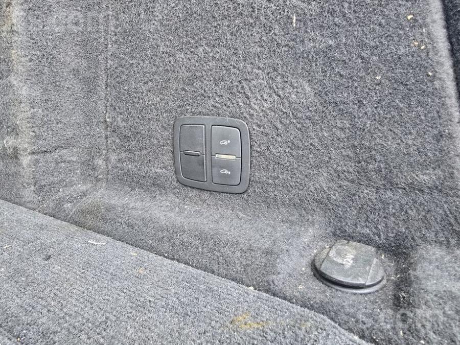 Pelēks Audi Q7 2007 Rīga, ar dzinēja tilpumu 3.00 L un nobraukumu 309 tūkst. km par 5190 €, foto 18 vietnē AUTOMOTO.COM.LV