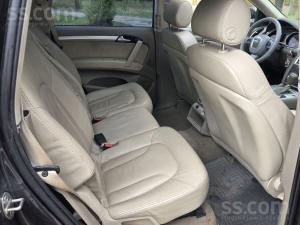 Grey Audi Q7 2007 in Rezekne, with an engine capacity of 3.00 L and mileage of 263 thousand km for 4700 €, photo 12 on AUTOMOTO.COM.LV