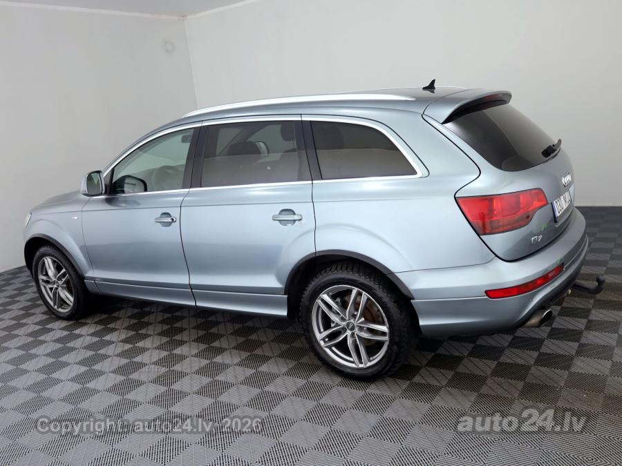 Pelēks Audi Q7 2007 Tallina, ar dzinēja tilpumu 3.00 L un nobraukumu 294 tūkst. km par 2699 €, foto 5 vietnē AUTOMOTO.COM.LV